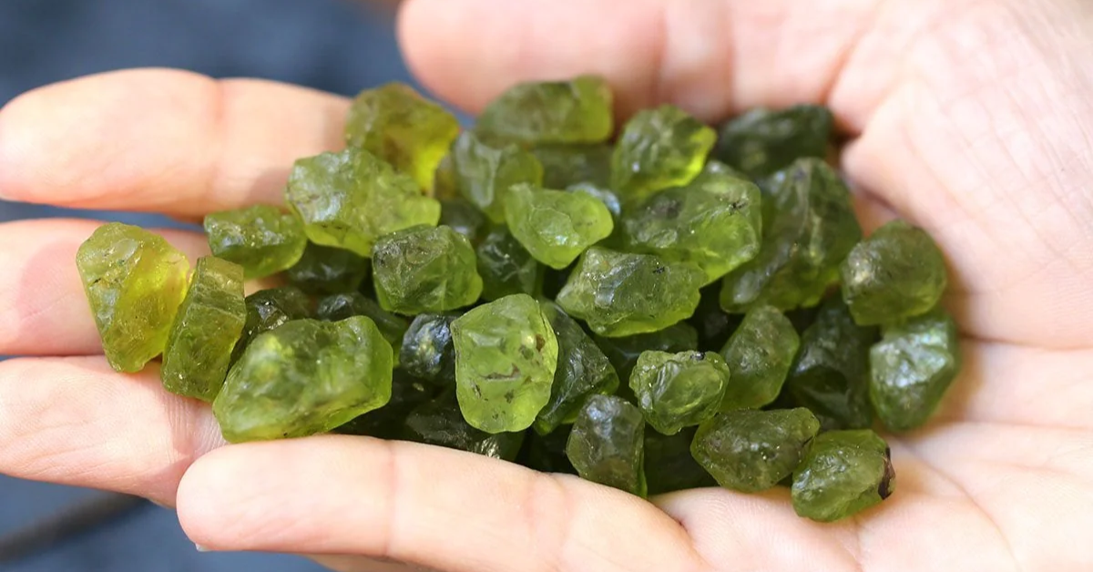 Are Peridot Stones Expensive? – VistaVistaVISIONS