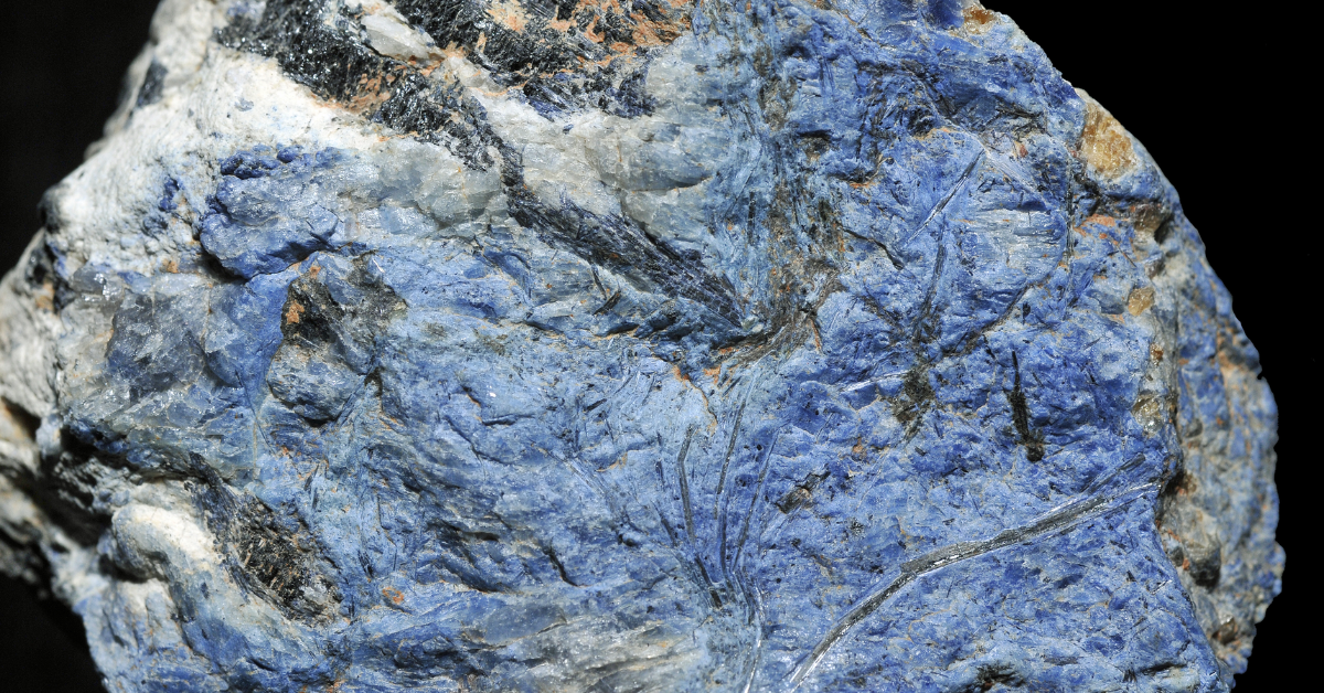 Guide to Dumortierite (Properties, Value, History) – VistaVistaVISIONS