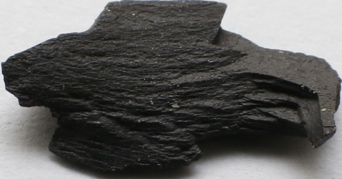 Guide to Jet (Gemstone, Properties, Value, History) – VistaVistaVISIONS