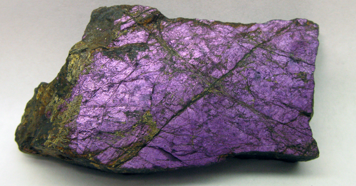 Guide to Purpurite (Properties, Value, History) – VistaVistaVISIONS