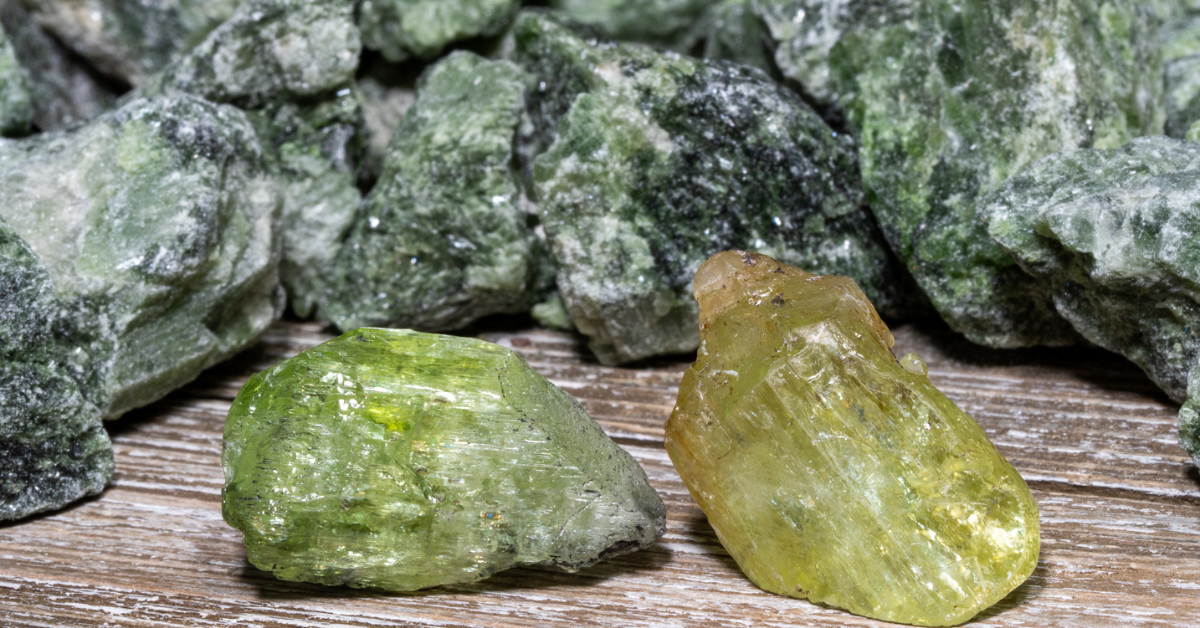 Guide to diopside (Properties, Value, History) – VistaVistaVISIONS